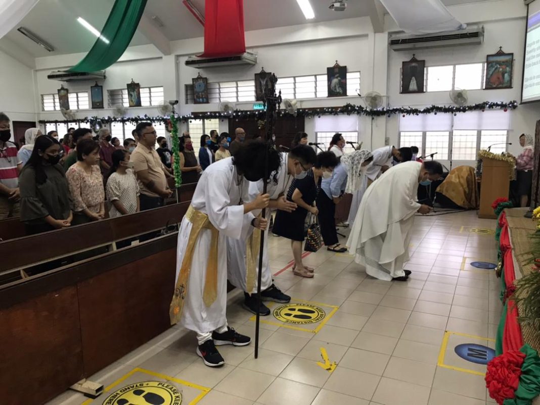 Celebrating New Year's Day Mass at CMM Stutong - Today's Catholic Online