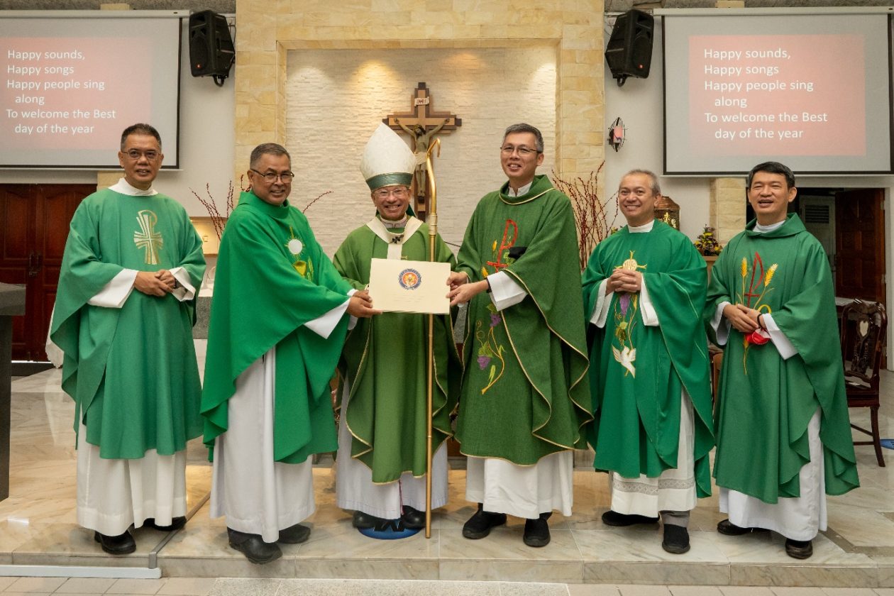 Missionary Fr Eugene Maglasang is the new Rector of Holy Trinity Church ...