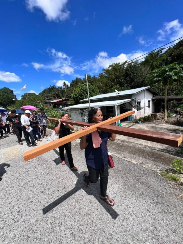 Sambutan Minggu Suci di Paroki Our Lady Queen of Peace Sri Aman - Today ...