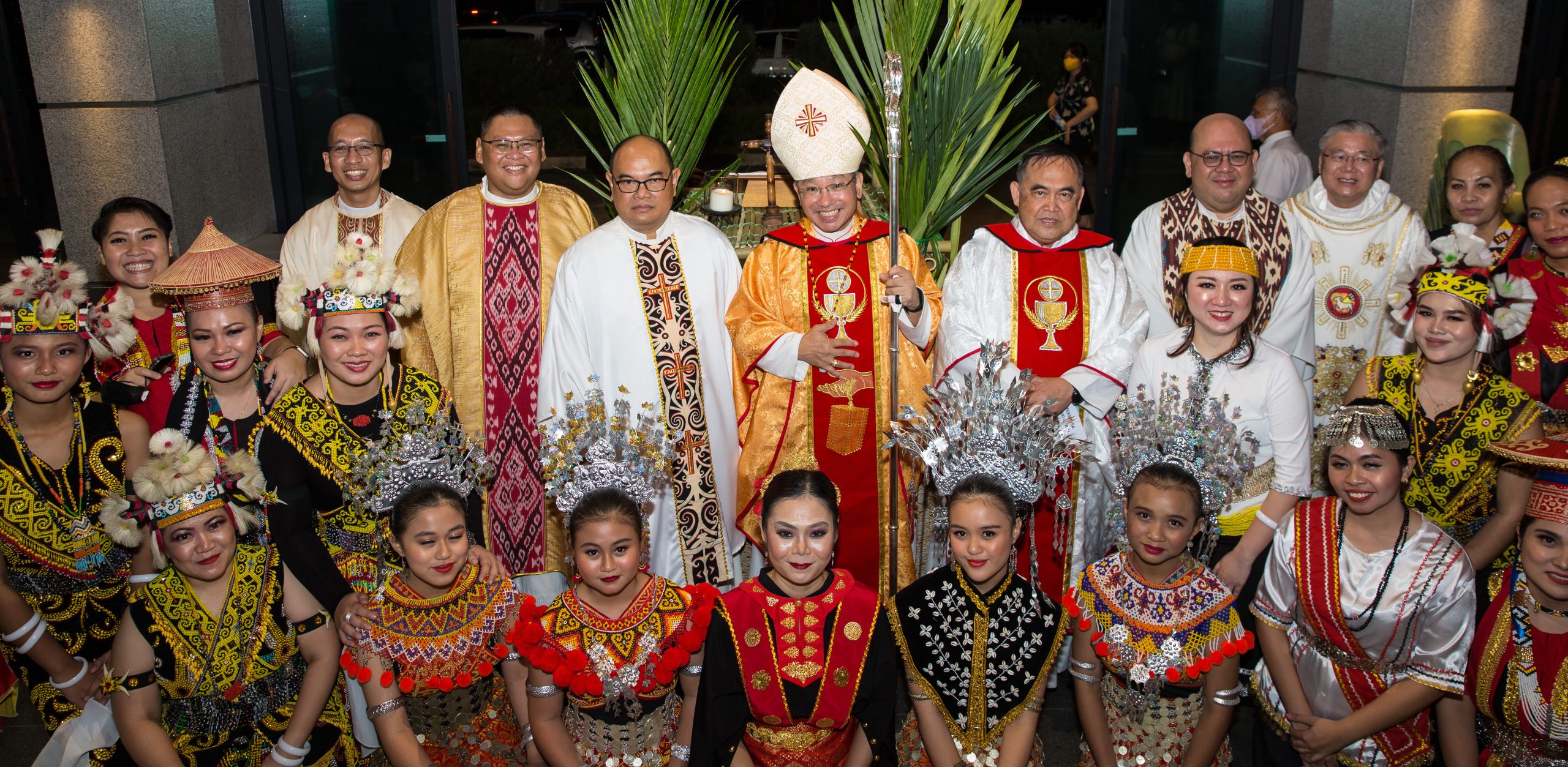 Cathedral celebrates early Gawai Dayak Mass - Today's Catholic Online