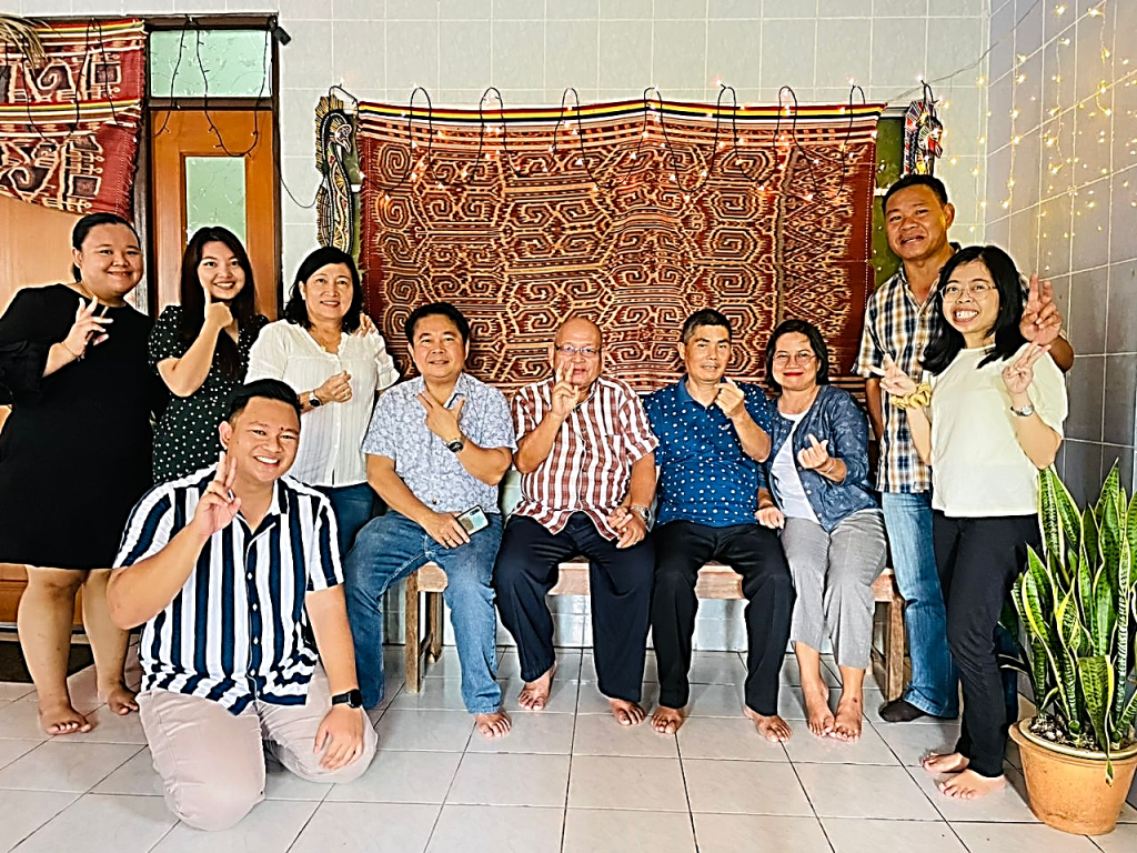 Berkat keluarga sempena Gawai Dayak - Today's Catholic Online