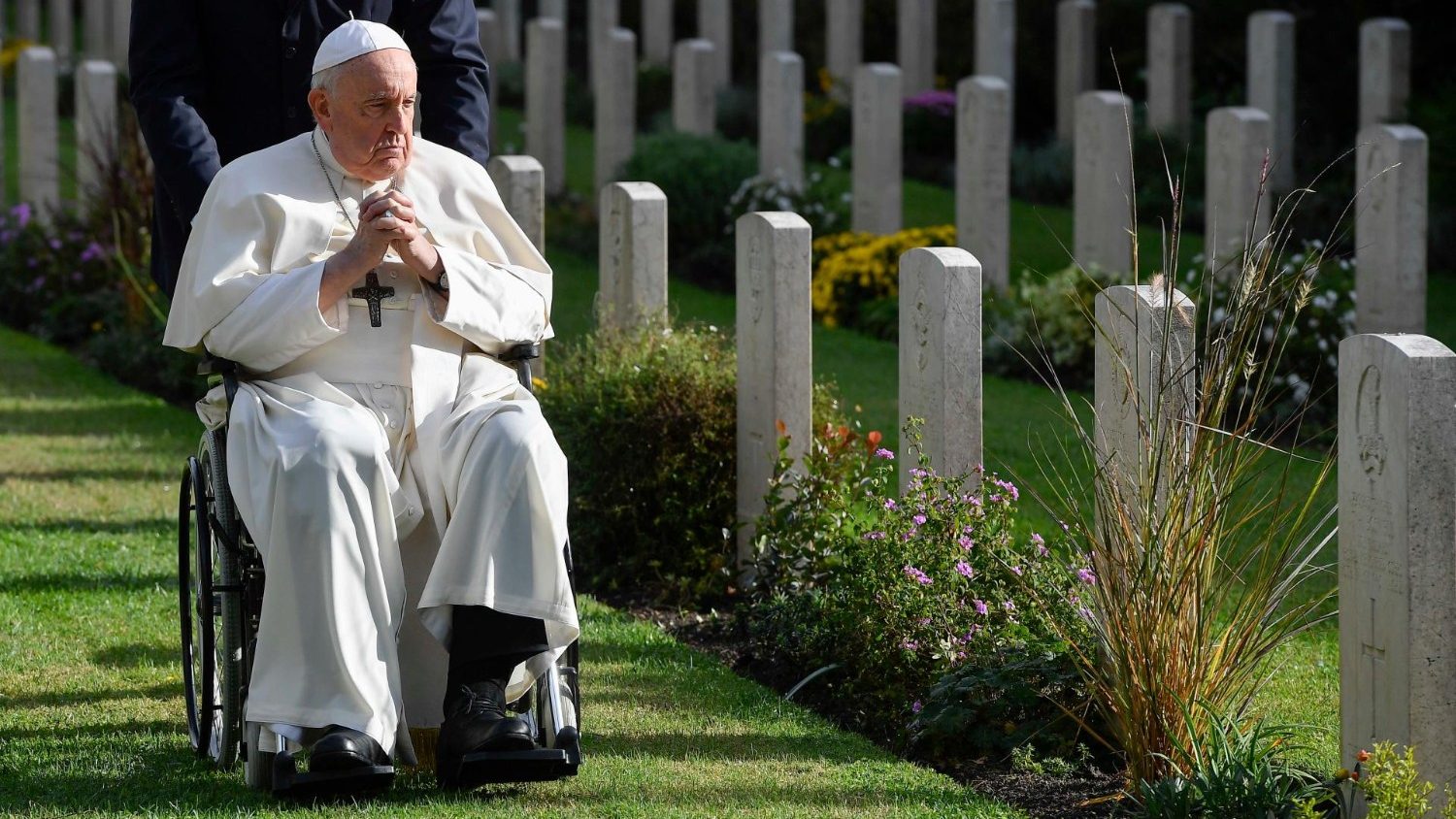 All Souls' Day: Pope prays for lives ‘cut short’ by war - Today's ...