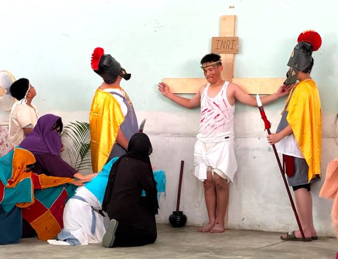 Living Stations of the Cross by Sunday School Children - Today's ...