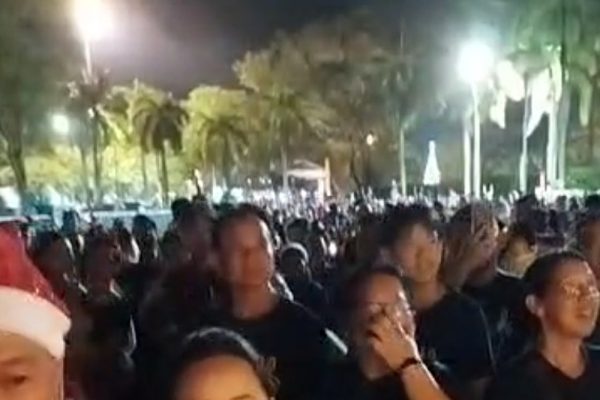 Over 40,000 gather for 15th Miri City Christmas Parade - Today's ...